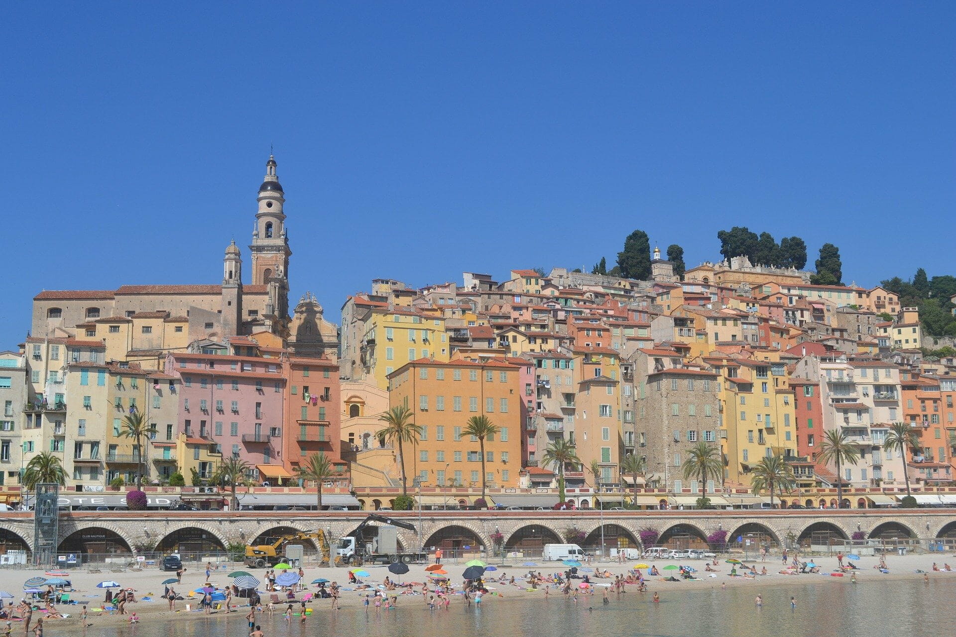 Soyez visible à Menton grâce au référencement local - Web Alliance